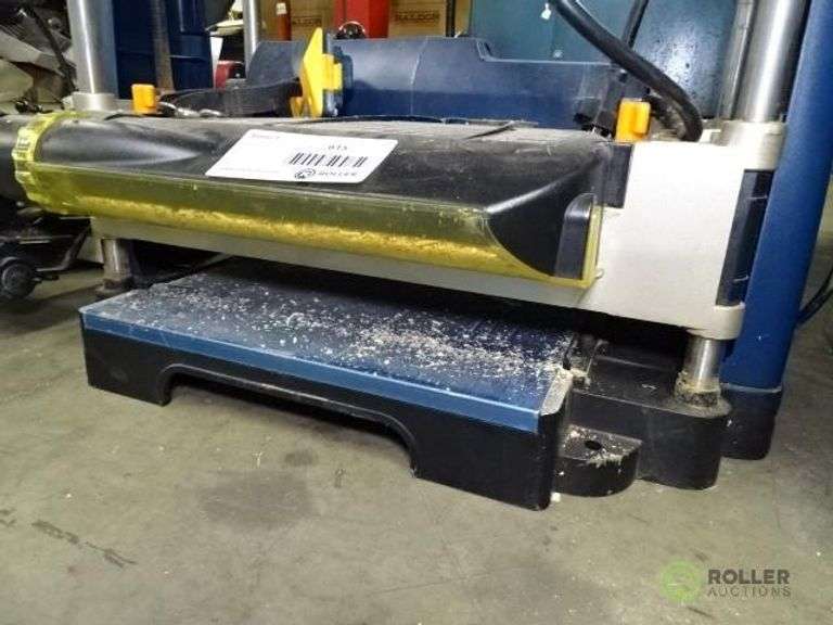 Ryobi AP1301 Portable Planer - Roller Auctions