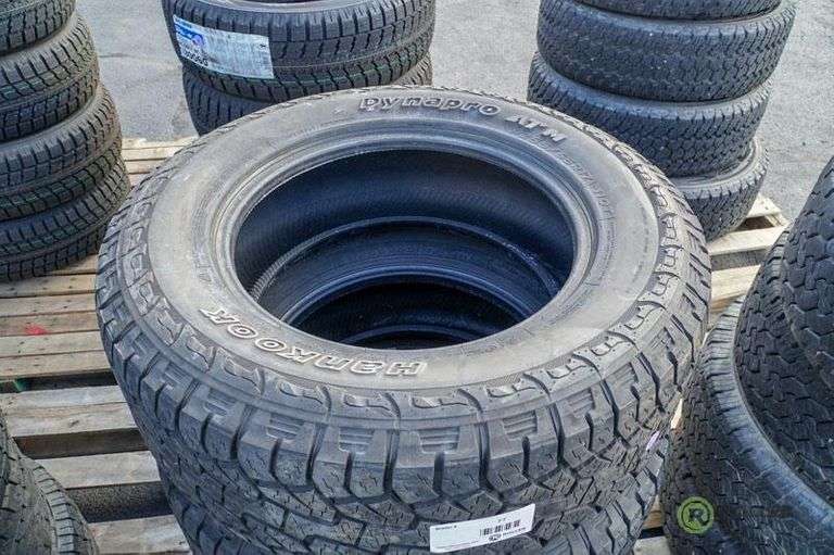 (4) Hankook Dynapro ATM P255/65R17 Tires - Roller Auctions