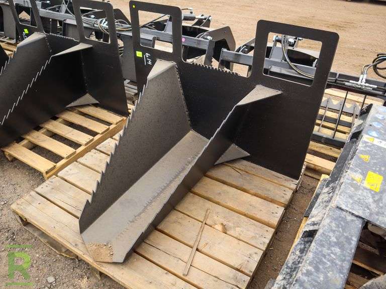 New Kit 40" Tree Spade Attachment to Fit Skid Steer Loader - Roller ...