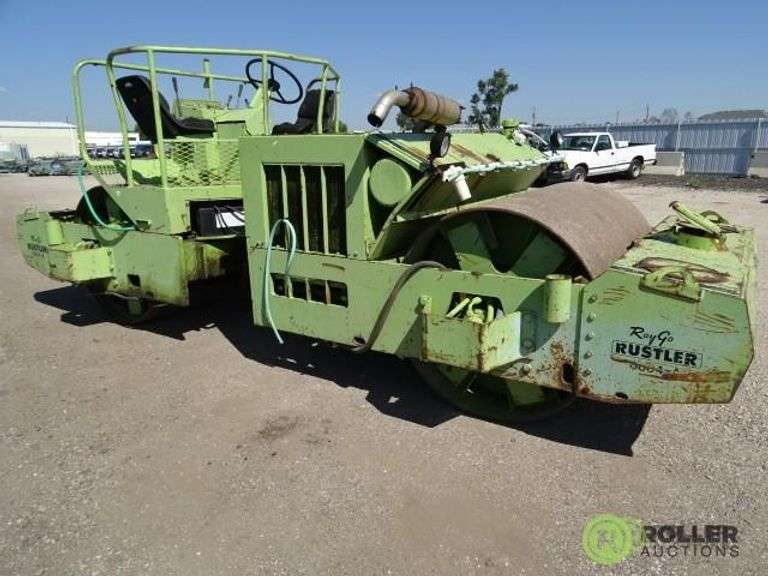 Raygo Rustler 6604-A Ride-On Double Drum Roller, 66in Drums, Spray Bar ...