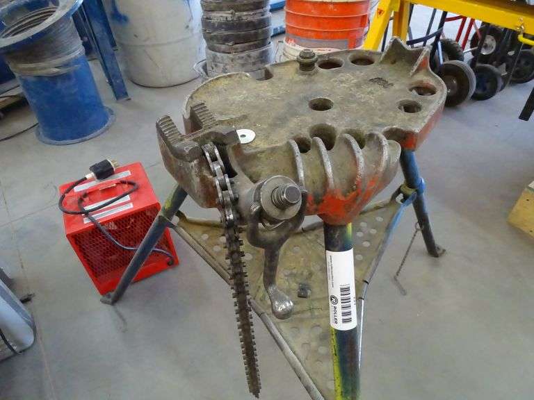 Ridgid 450 Tristand - Roller Auctions