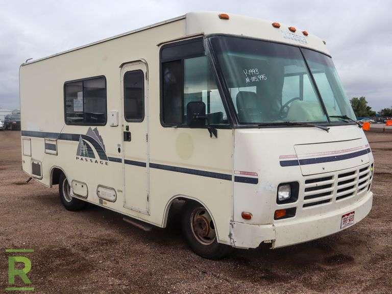 1993 Chevrolet P30 Itasca by Winnebago Passage RWD Motorhome - Roller Auctions