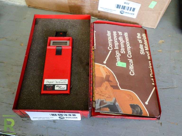 Blue Point MT137A Digital Tachometer - Roller Auctions