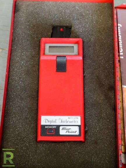 Blue Point MT137A Digital Tachometer - Roller Auctions