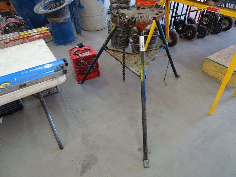 Ridgid 450 Tristand - Roller Auctions