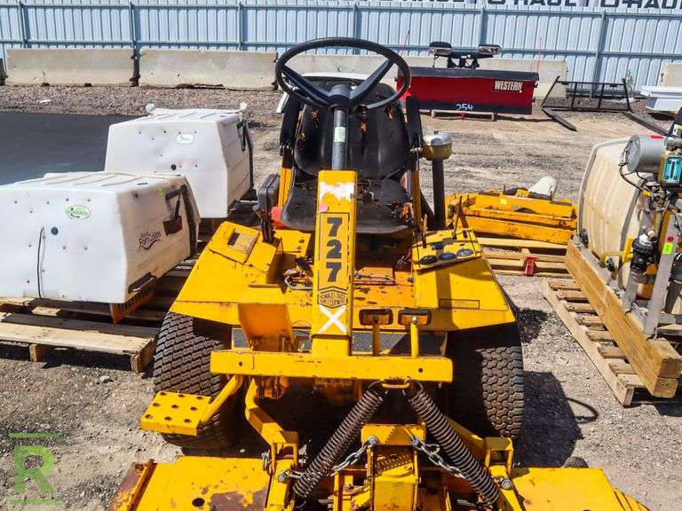 Howard Price Turf Equipment Turf Blazer 727 FWD Ride-On Mower - Roller ...