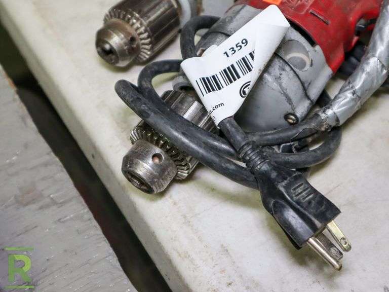 (2) Milwaukee 0234-1 Magnum Drills - Roller Auctions