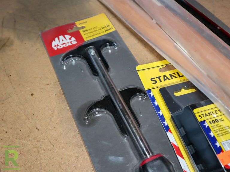 New Mac Tools SP57HB Seal Puller and HH250 Hood Prop, Hammer Handles ...
