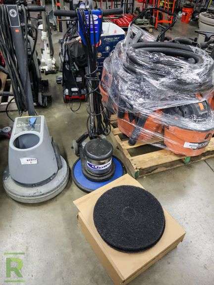 Unipro 17" Floor Sander With (7) 17" Black Strip Sanding Pads - Roller ...