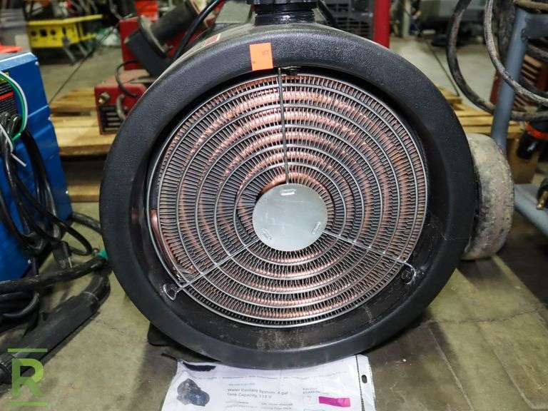 Miller Coolmate 4 4-Gallon Water Coolant System (Tank Has Leak ...