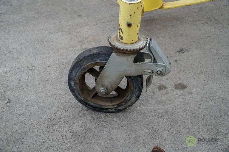 Sumner R0100/R-150 Roust-A-Bout - Roller Auctions