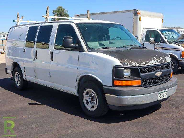 2008 Chevrolet Express 1500 RWD Cargo Van - Roller Auctions