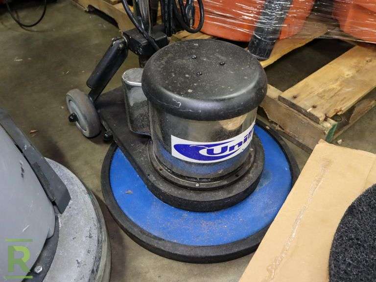 Unipro 17" Floor Sander With (7) 17" Black Strip Sanding Pads - Roller ...