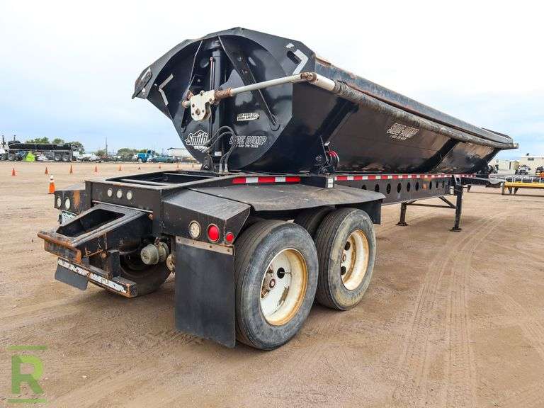 2005 Smithco T/A Side Dump Trailer - Roller Auctions