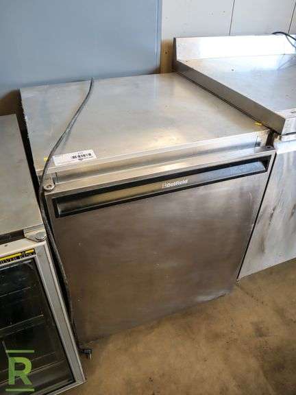 Delfield 406-CA Single Door Under Counter Freezer - Roller Auctions