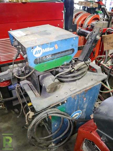 Miller Spoolmate 200 Arc Welder, 220-240V, 1Ph, With Miller S-52E Mig ...