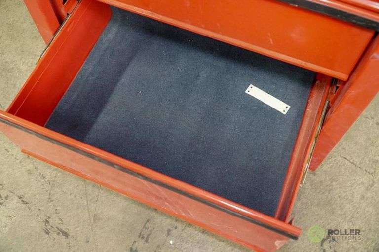 Craftsman 4-Drawer Rolling Tool Cart - Roller Auctions