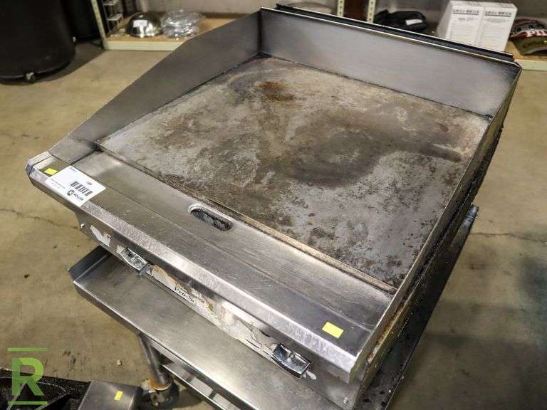 Toastmaster 2-Burner Counter Top Griddle With Equipment Stand, 24", Gas ...