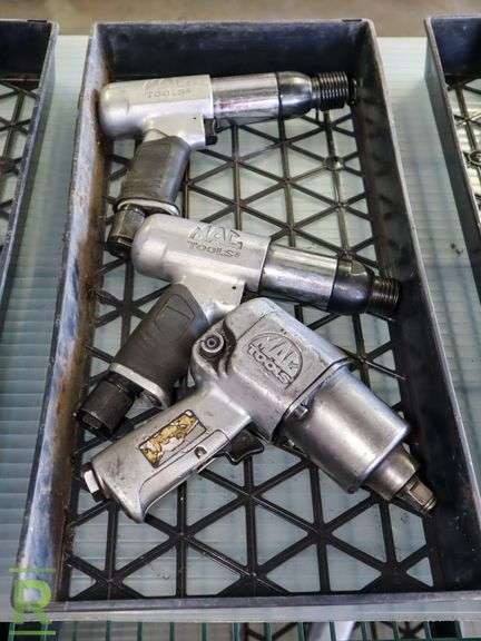 (2) Mac Tools Pneumatic Air Hammers and Impact Wrench - Roller Auctions