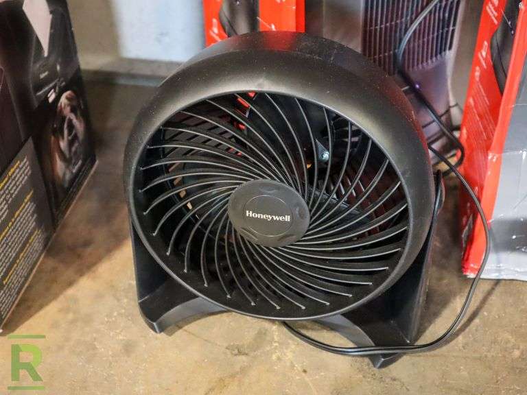 (2) Honeywell HCE323V Heaters and Table Fan - Roller Auctions