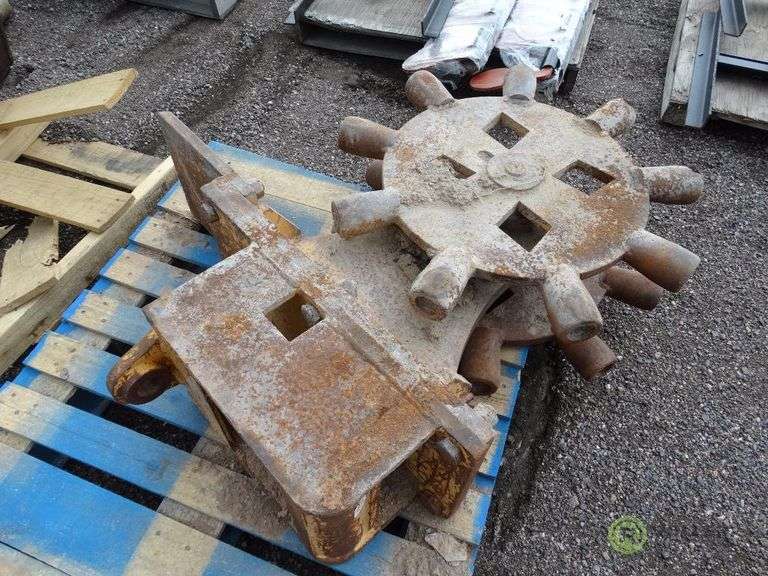 Sheepsfoot Compaction Wheel To Fit Loader/ Backhoe, 12in - Roller Auctions