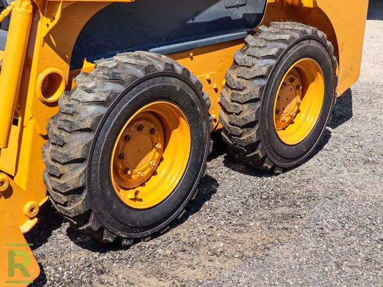 Case 40XT Skid Steer Loader - Roller Auctions