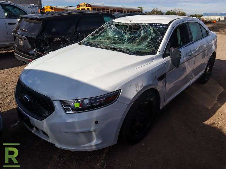 2016 Ford Taurus AWD Police Interceptor - Roller Auctions