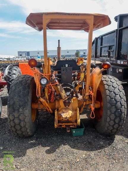 John Deere 401-B - Roller Auctions