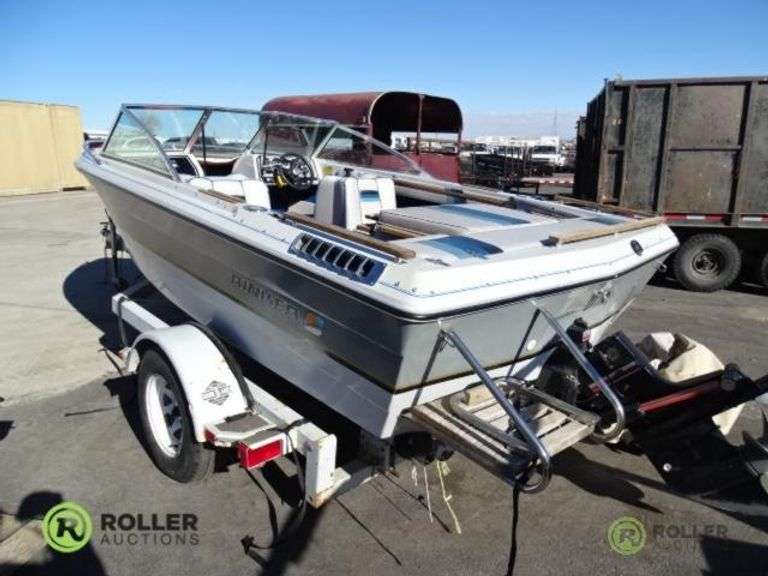 Rinker 16' 8-Passenger Boat, Mercruiser Inboard Outboard Motor, H/N ...
