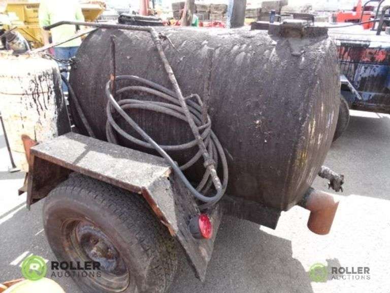 Towable Tar Pot With Pump (Flat Tire), Not a Titled Unit - Roller Auctions