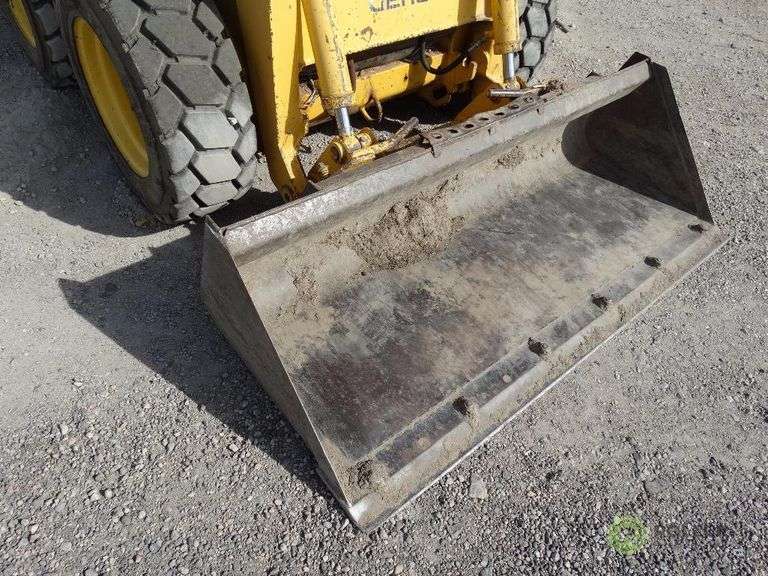 1998 GEHL SL4625 Skid Steer Loader, Auxiliary Hydraulics, 10-16.5 Tires ...