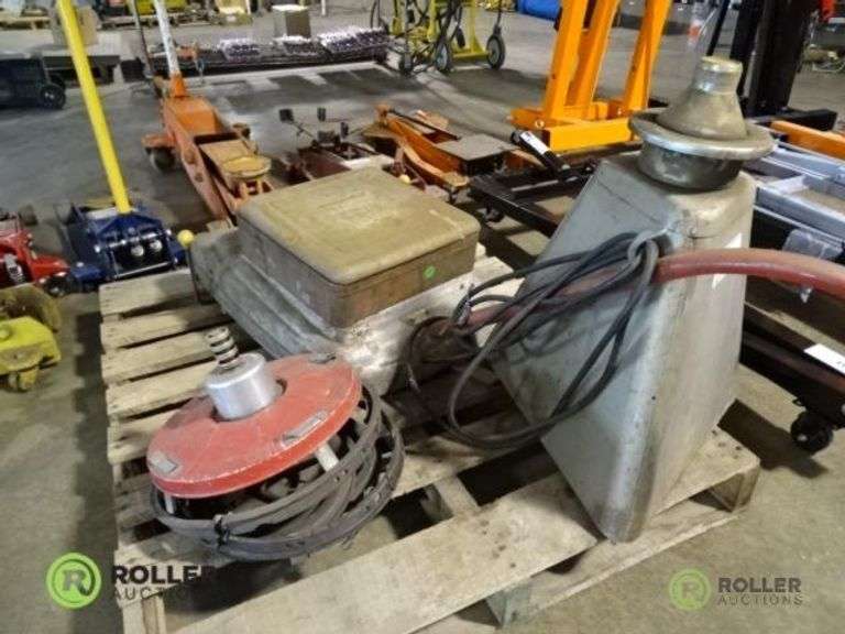 Micro Precision M-60 Wheel Balancer, Hunter Tune In - Roller Auctions