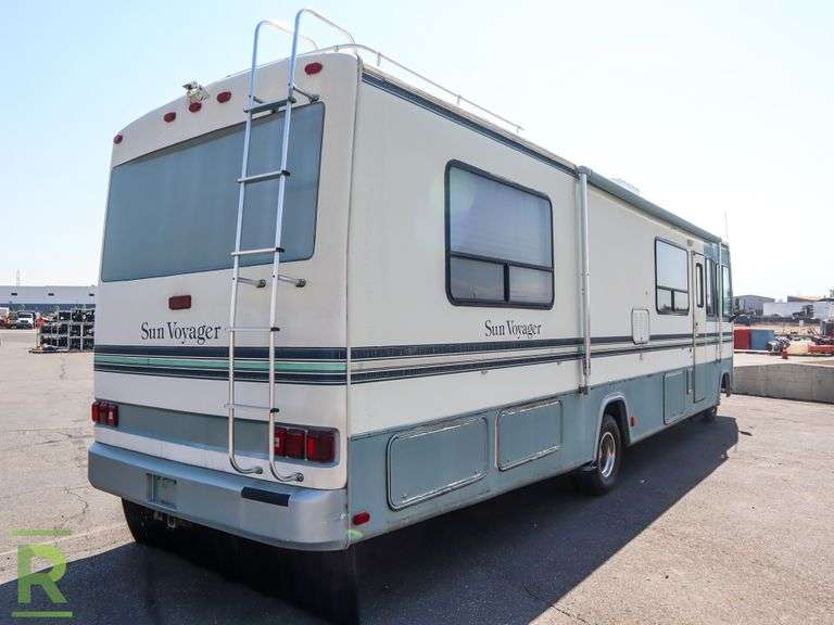 1991 Sun Voyager Gulf Stream Motorhome - Roller Auctions