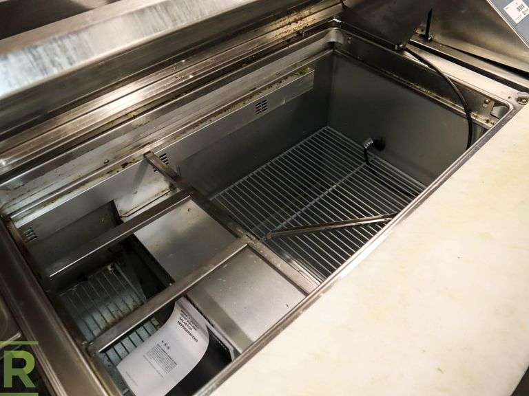 Randell 9045K-7 2-Door Refrigerated Mega Top Sandwich Prep on Casters ...