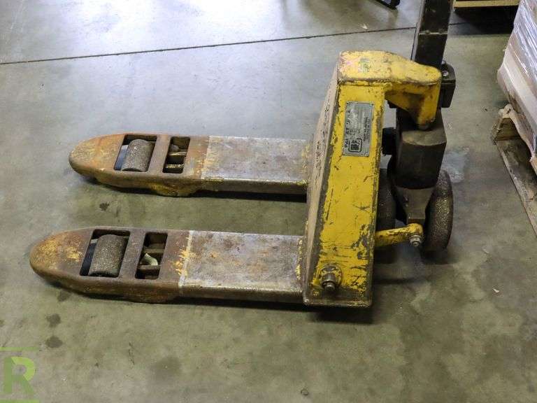 Pallet Mule, 5,000lbs Capacity, Inoperable - Roller Auctions