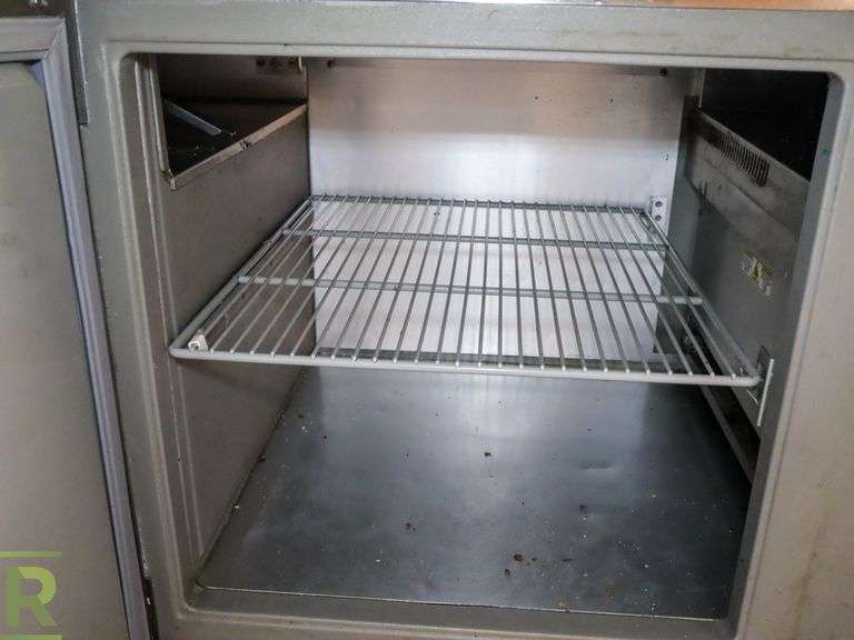 Randell 9045K-7 2-Door Refrigerated Mega Top Sandwich Prep on Casters ...