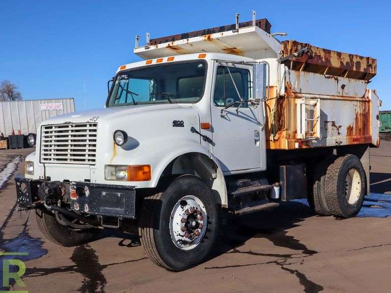 1996 International 4900 RWD S/A Dump Truck - Roller Auctions