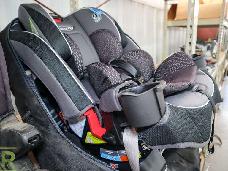 Graco 1980623 Car Seat - Roller Auctions