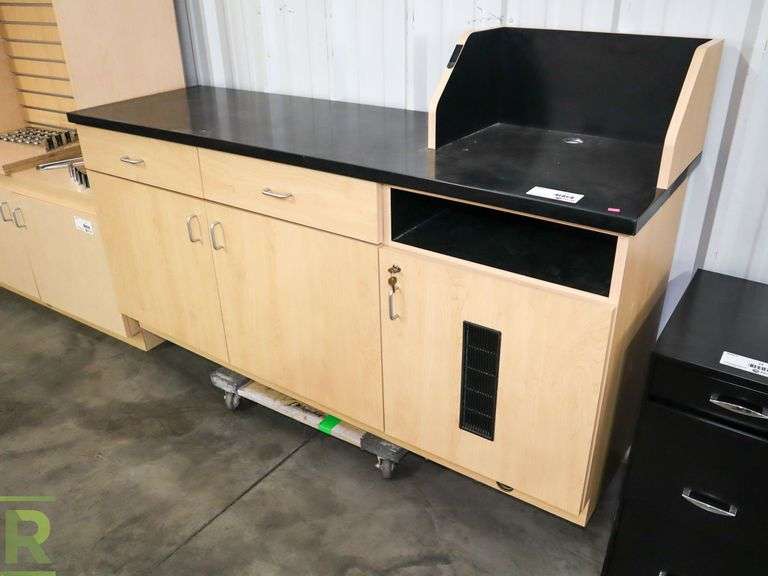 3-Door / 2-Drawer Cash Register Station - Roller Auctions