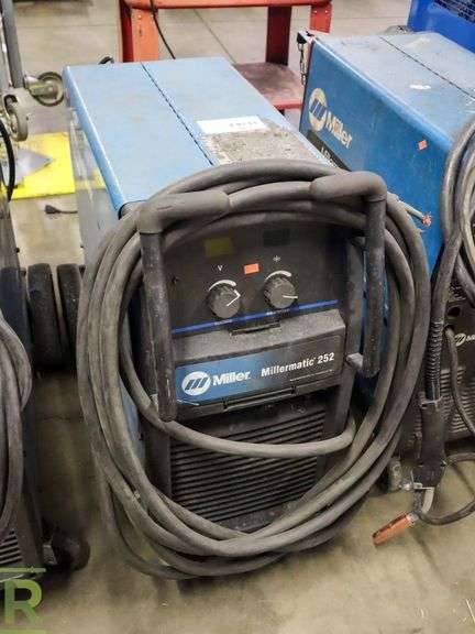 Miller Millermatic 252 Mig Welder - Roller Auctions