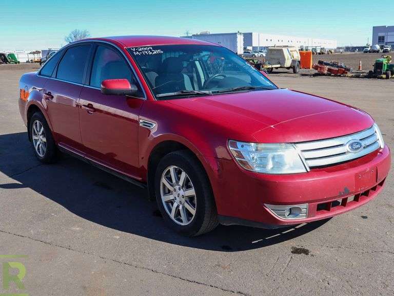 2009 Ford Taurus SEL AWD - Roller Auctions