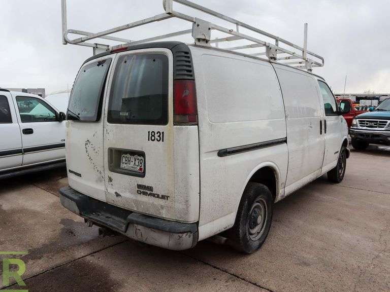 2001 Chevrolet Express G2500 RWD Cargo Van - Roller Auctions