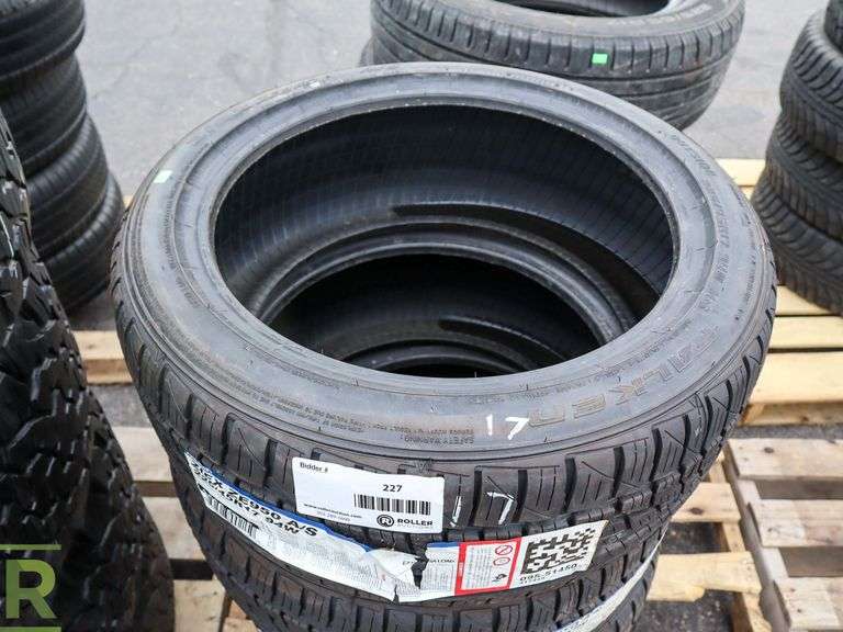 (4) 2021 Falken Ziex ZE950 A/S 225/45R17 Tires - Roller Auctions