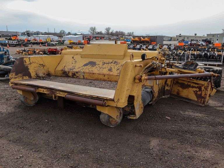 Asphalt Shoulder Machine - Roller Auctions