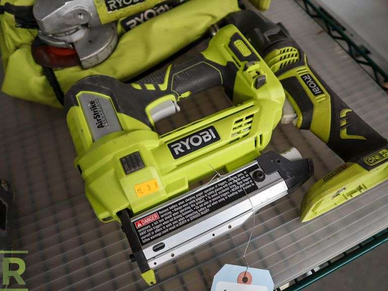 Ryobi 18V Cordless Tools; P246 Vibratory Tool, P318 Nailer and P4221 ...