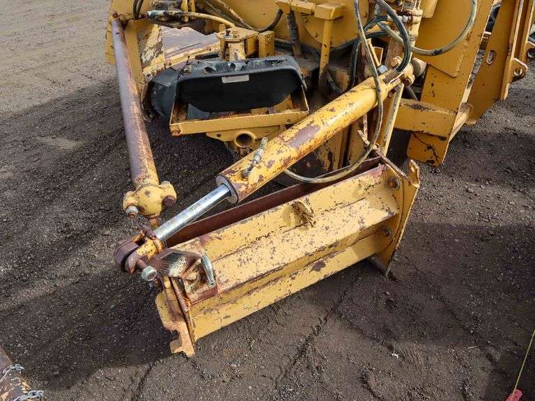 Asphalt Shoulder Machine - Roller Auctions