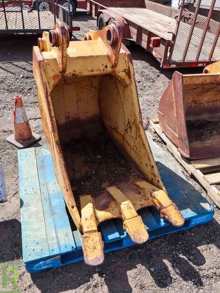 Wain Roy 24' Excavator Bucket - Roller Auctions