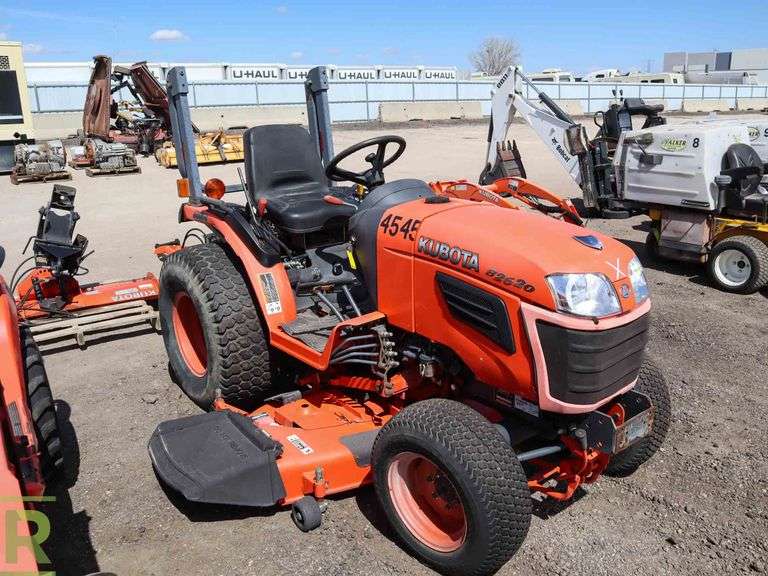 Kubota B2620 4WD Tractor - Roller Auctions
