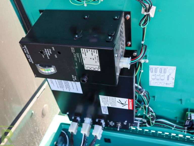 Onan Dgda 3377273 Generator Cummins 5 9l 6 Cylinder Diesel 60 Hz 277