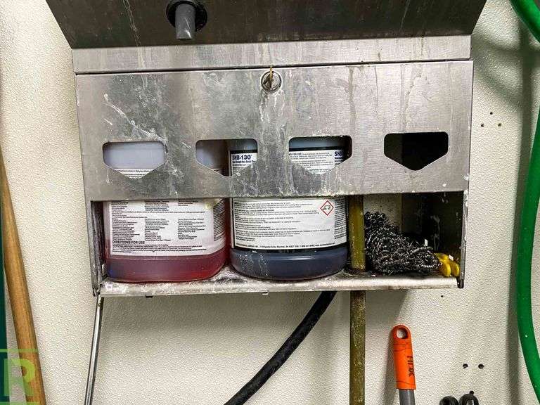 Spartan Lock & Dial Chemical Dispenser - Roller Auctions